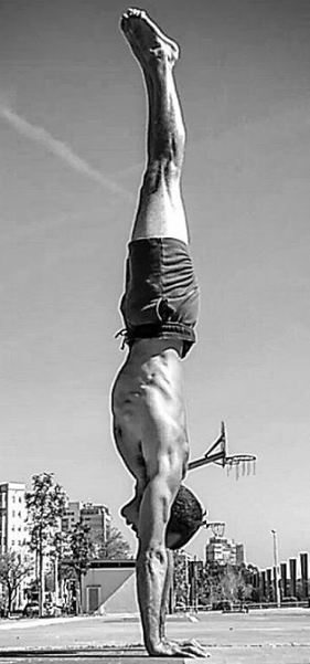 4+1 Requisitos para aprender a hacer la vertical – M de Movimiento